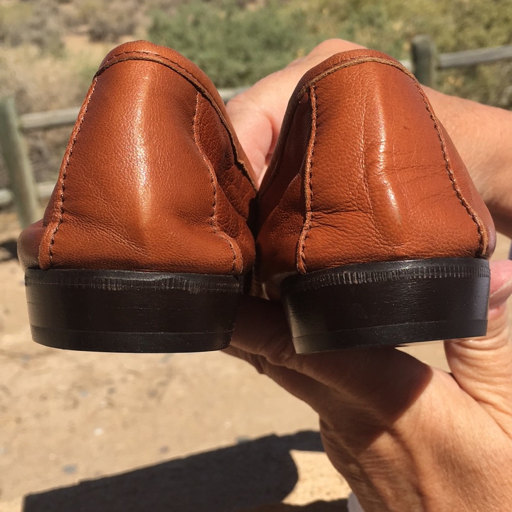 Vintage Mario Bruni Italian Flat - Gem